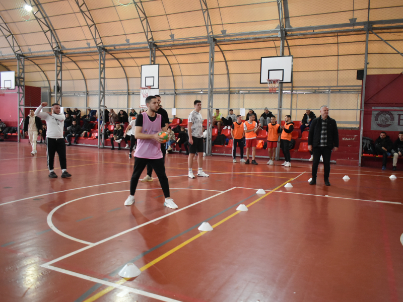 Kampionati i Handbollit në UniBA - Universiteti "Barleti"